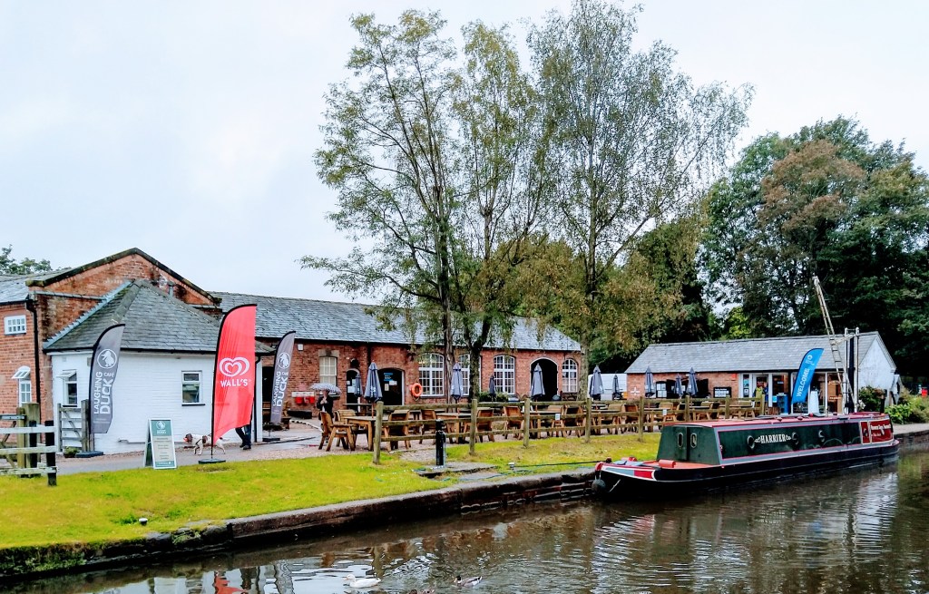 Fradley Junction – Artful Dodger