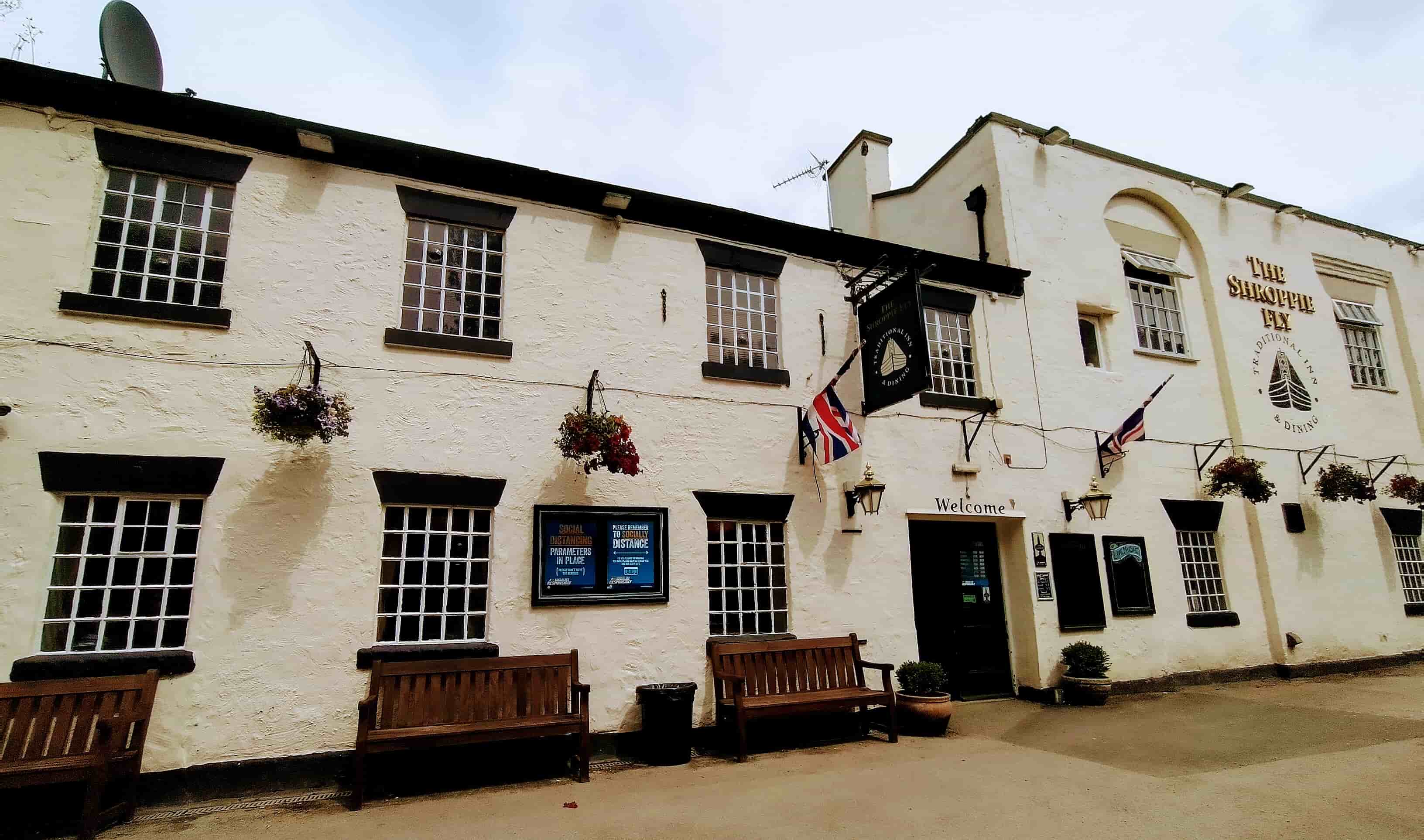 Audlem Locks – Artful Dodger